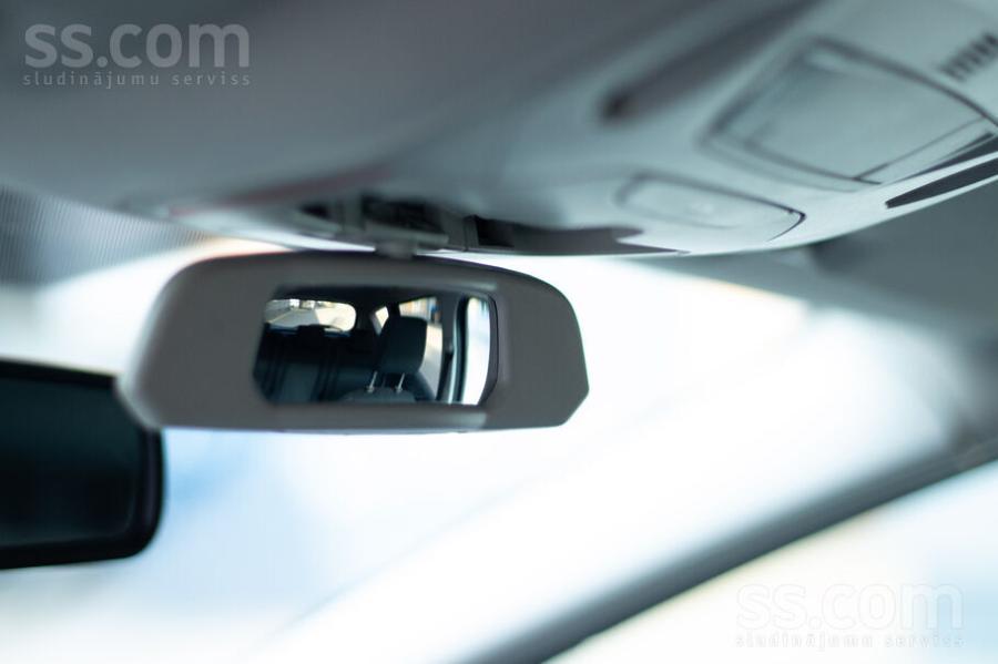 Balts Ford C-Max 2012 Rīga, ar dzinēja tilpumu 2.00 L un nobraukumu 175 tūkst. km par 5550 €, foto 28 vietnē AUTOMOTO.COM.LV