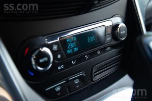 Balts Ford C-Max 2012 Rīga, ar dzinēja tilpumu 2.00 L un nobraukumu 175 tūkst. km par 5550 €, foto 29 vietnē AUTOMOTO.COM.LV