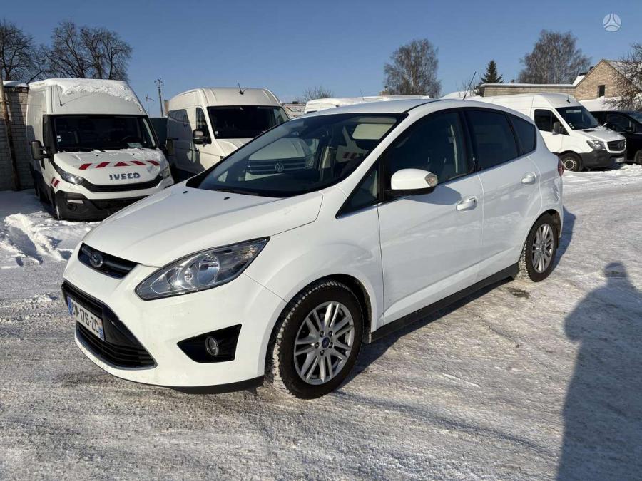 White Ford C-Max 2013 in Taurage, with an engine capacity of 1.00 L and mileage of 200 thousand km for 3600 €, photo 1 on AUTOMOTO.COM.LV