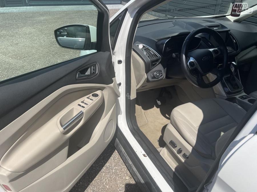 White Ford C-Max 2013 in Vilnius, with an engine capacity of 2.00 L and mileage of 175 thousand km for 4500 €, photo 15 on AUTOMOTO.COM.LV