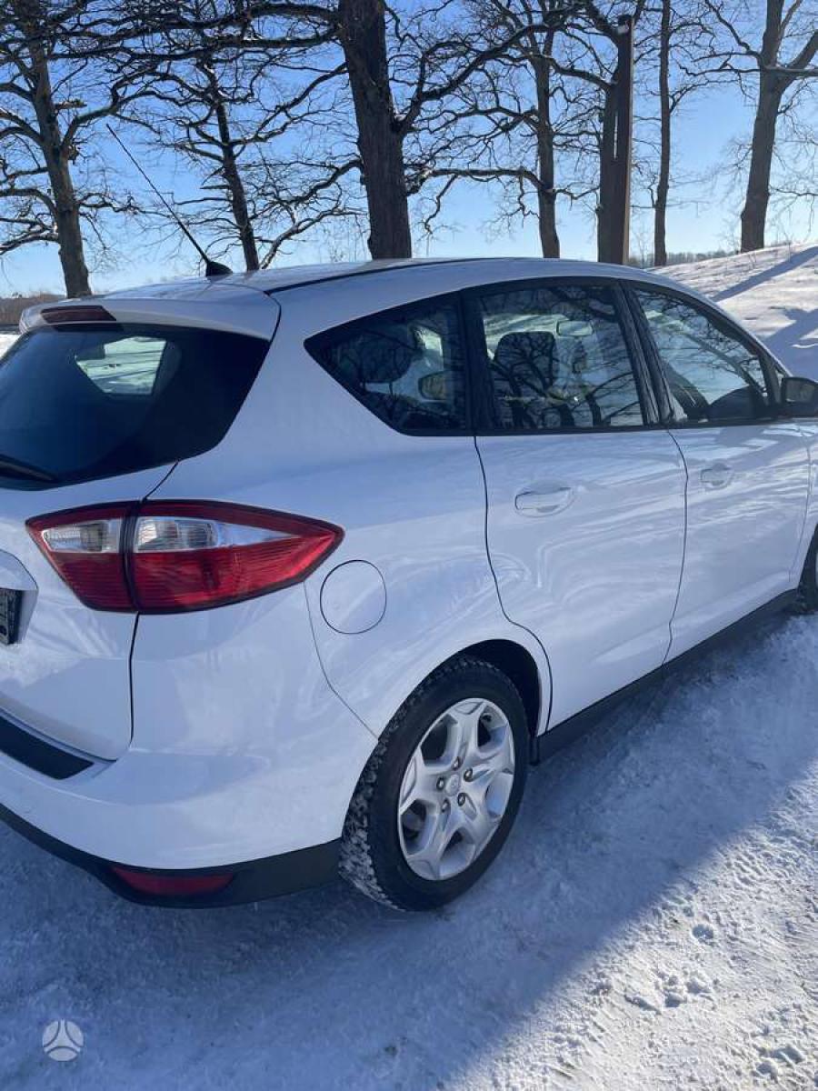 White Ford C-Max 2014 in Jurbarkas, with an engine capacity of 1.56 L and mileage of 253 thousand km for 3900 €, photo 14 on AUTOMOTO.COM.LV