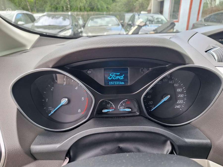 Balts Ford C-Max 2014 Marijampole, ar dzinēja tilpumu 2.00 L un nobraukumu 193 tūkst. km par 5000 €, foto 18 vietnē AUTOMOTO.COM.LV