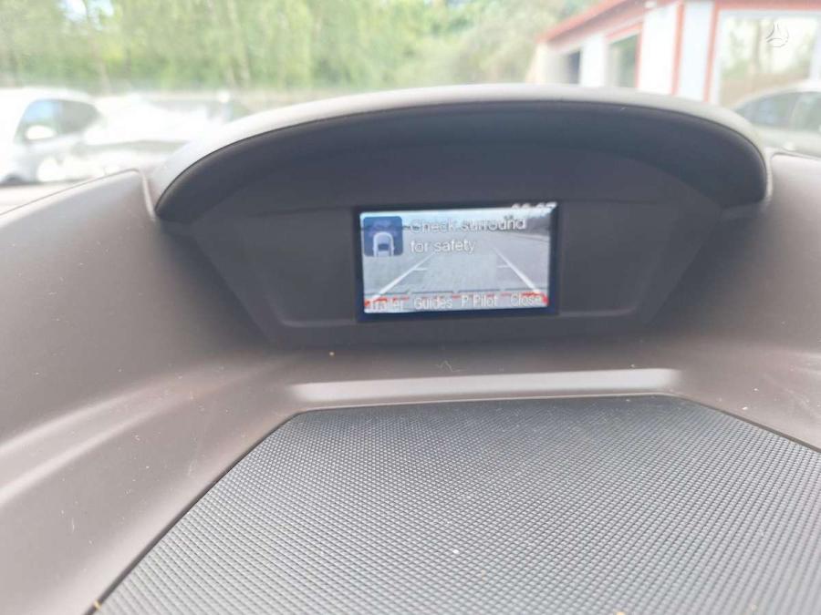 Balts Ford C-Max 2014 Marijampole, ar dzinēja tilpumu 2.00 L un nobraukumu 193 tūkst. km par 5000 €, foto 21 vietnē AUTOMOTO.COM.LV