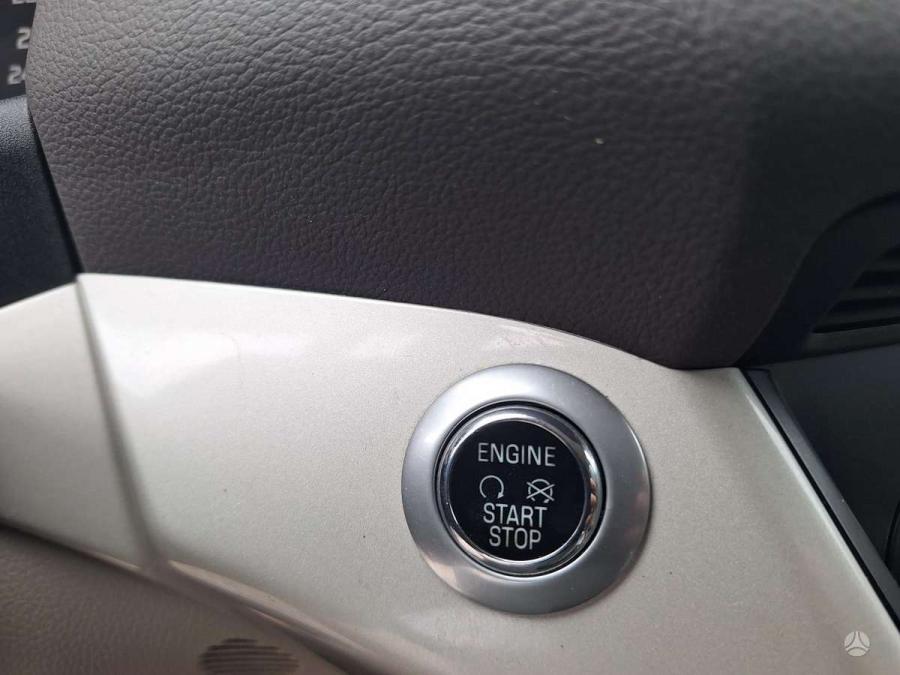 Balts Ford C-Max 2014 Marijampole, ar dzinēja tilpumu 2.00 L un nobraukumu 193 tūkst. km par 5000 €, foto 23 vietnē AUTOMOTO.COM.LV