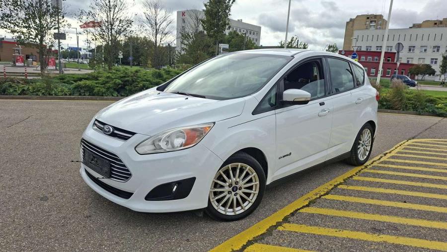 Balts Ford C-Max 2014 Kauņa, ar dzinēja tilpumu 2.00 L un nobraukumu 270 tūkst. km par 4800 €, foto 1 vietnē AUTOMOTO.COM.LV