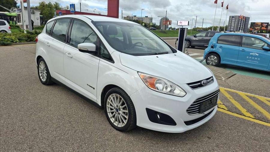 Balts Ford C-Max 2014 Kauņa, ar dzinēja tilpumu 2.00 L un nobraukumu 270 tūkst. km par 4800 €, foto 7 vietnē AUTOMOTO.COM.LV