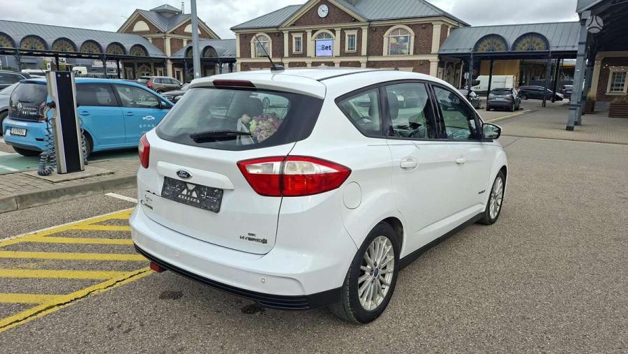 Balts Ford C-Max 2014 Kauņa, ar dzinēja tilpumu 2.00 L un nobraukumu 270 tūkst. km par 4800 €, foto 10 vietnē AUTOMOTO.COM.LV