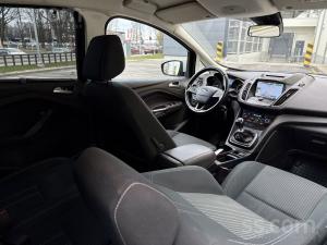 White Ford C-Max 2015 in Riga, with an engine capacity of 1.50 L and mileage of 283 thousand km for 3950 €, photo 17 on AUTOMOTO.COM.LV