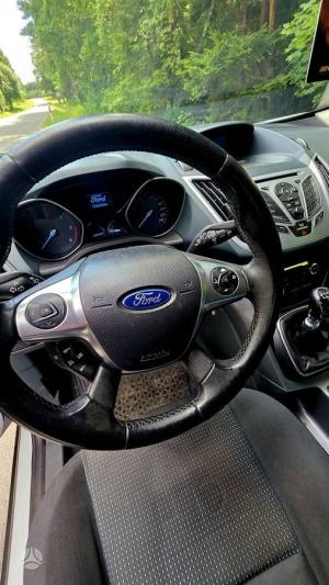 White Ford C-Max 2015 in Kretinga, with an engine capacity of 1.60 L and mileage of 255 thousand km for 3150 €, photo 9 on AUTOMOTO.COM.LV