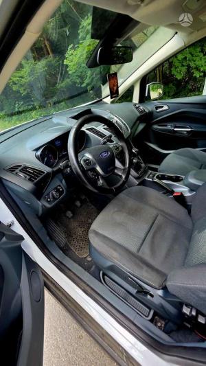 White Ford C-Max 2015 in Kretinga, with an engine capacity of 1.60 L and mileage of 255 thousand km for 3150 €, photo 14 on AUTOMOTO.COM.LV