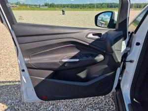 White Ford C-Max 2015 in Taurage, with an engine capacity of 1.50 L and mileage of 260 thousand km for 4700 €, photo 10 on AUTOMOTO.COM.LV