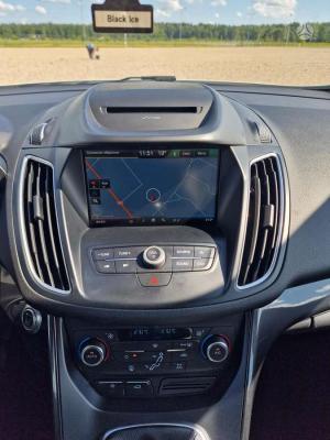 White Ford C-Max 2015 in Taurage, with an engine capacity of 1.50 L and mileage of 260 thousand km for 4700 €, photo 19 on AUTOMOTO.COM.LV