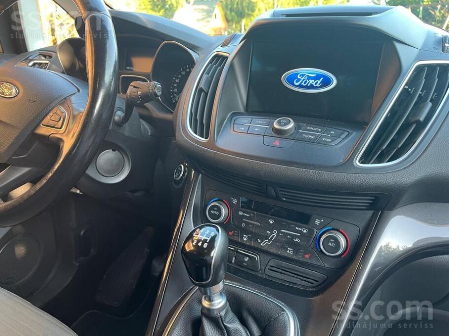 Balts Ford C-Max 2017 Rēzekne, ar dzinēja tilpumu 2.00 L un nobraukumu 200 tūkst. km par 7000 €, foto 5 vietnē AUTOMOTO.COM.LV