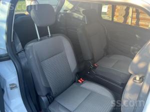 Balts Ford C-Max 2017 Rēzekne, ar dzinēja tilpumu 2.00 L un nobraukumu 200 tūkst. km par 7000 €, foto 9 vietnē AUTOMOTO.COM.LV