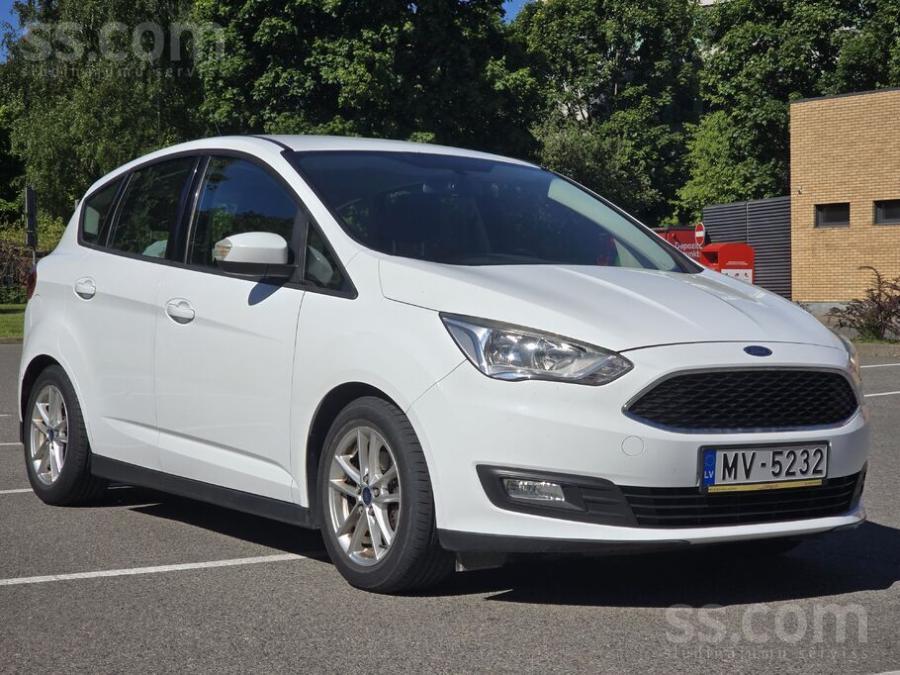 White Ford C-Max 2017 in Riga, with an engine capacity of 1.50 L and mileage of 225 thousand km for 5000 €, photo 4 on AUTOMOTO.COM.LV