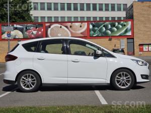 White Ford C-Max 2017 in Riga, with an engine capacity of 1.50 L and mileage of 225 thousand km for 5000 €, photo 5 on AUTOMOTO.COM.LV