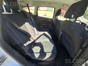 White Ford C-Max 2017 in Riga, with an engine capacity of 1.50 L and mileage of 225 thousand km for 5000 €, photo 12 on AUTOMOTO.COM.LV