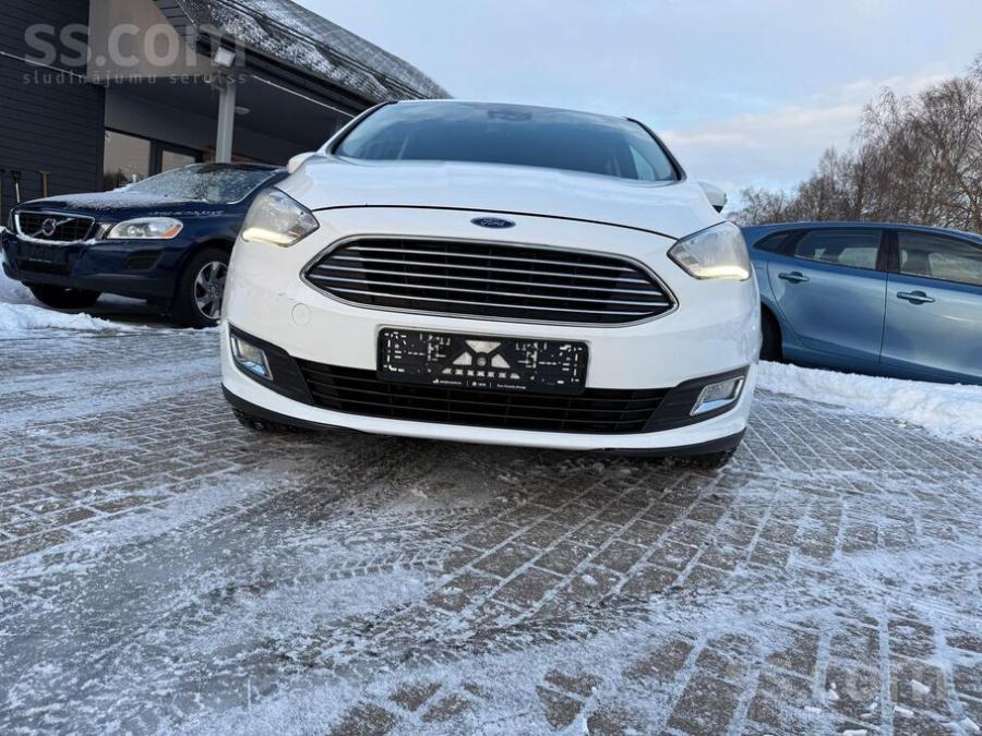 White Ford C-Max 2019 in Talsi, with an engine capacity of 1.50 L and mileage of 197 thousand km for 8490 €, photo 3 on AUTOMOTO.COM.LV