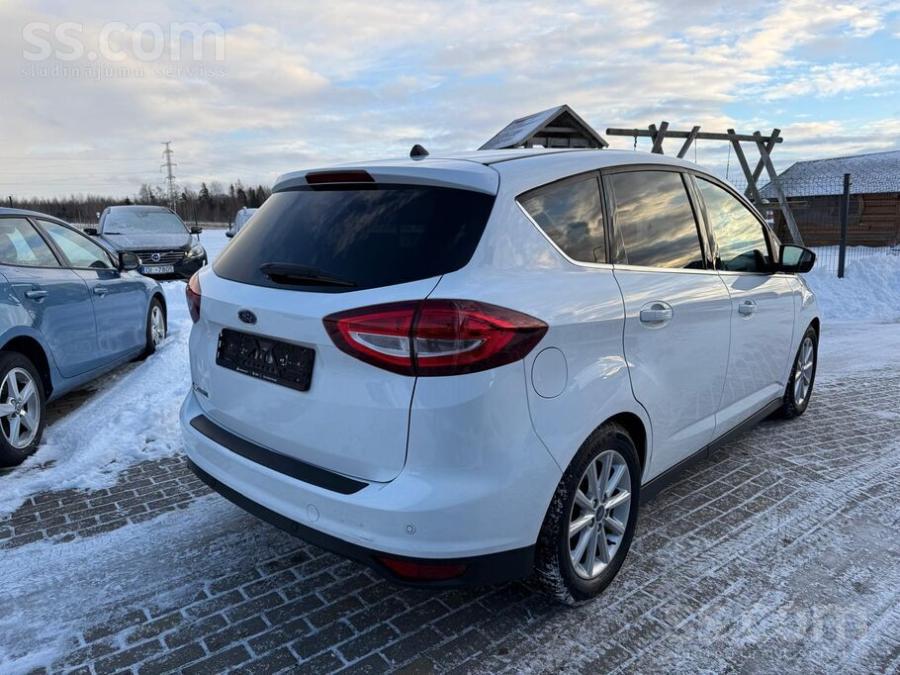 White Ford C-Max 2019 in Talsi, with an engine capacity of 1.50 L and mileage of 197 thousand km for 8490 €, photo 5 on AUTOMOTO.COM.LV