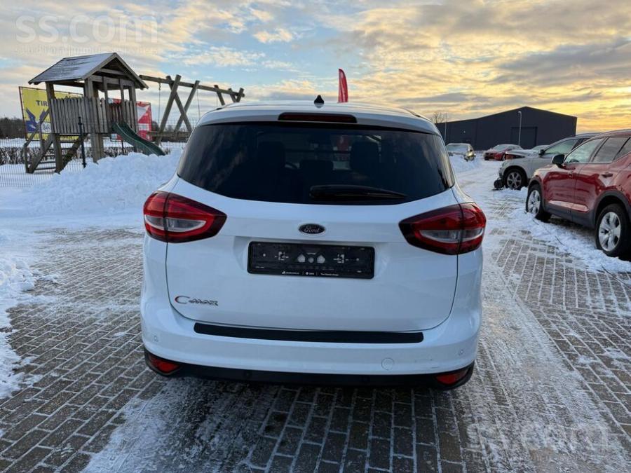 White Ford C-Max 2019 in Talsi, with an engine capacity of 1.50 L and mileage of 197 thousand km for 8490 €, photo 6 on AUTOMOTO.COM.LV