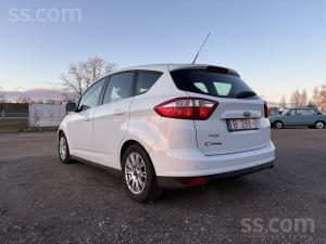 White Ford C-Max 2011 in Daugavpils, with an engine capacity of 1.60 L and mileage of 327 thousand km for 3950 €, photo 3 on AUTOMOTO.COM.LV