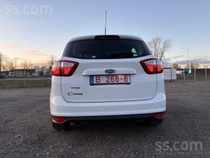 White Ford C-Max 2011 in Daugavpils, with an engine capacity of 1.60 L and mileage of 327 thousand km for 3950 €, photo 4 on AUTOMOTO.COM.LV