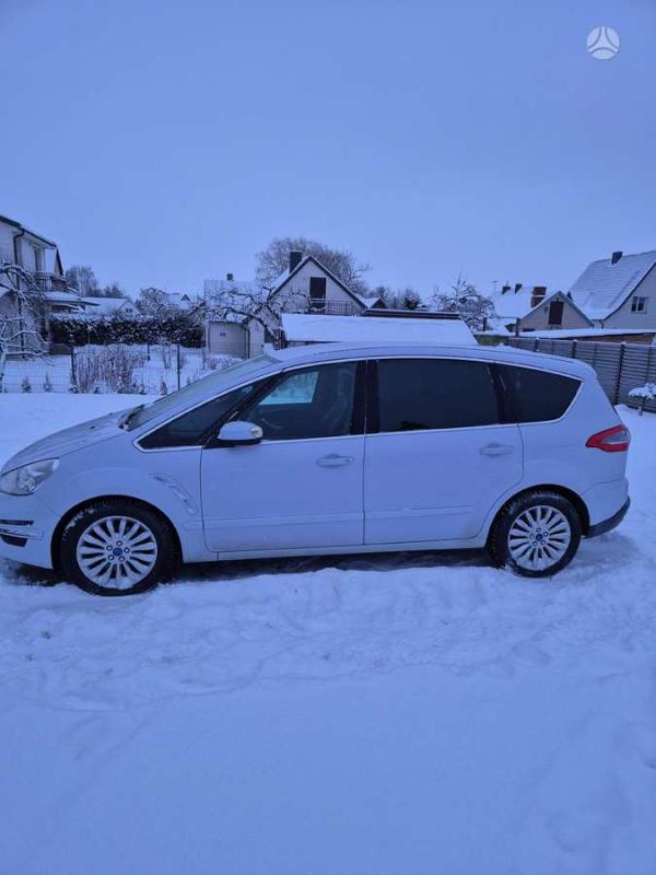 Balts Ford C-Max 2011 Vilkaviškis, ar dzinēja tilpumu 2.00 L un nobraukumu 284 tūkst. km par 2900 €, foto 1 vietnē AUTOMOTO.COM.LV