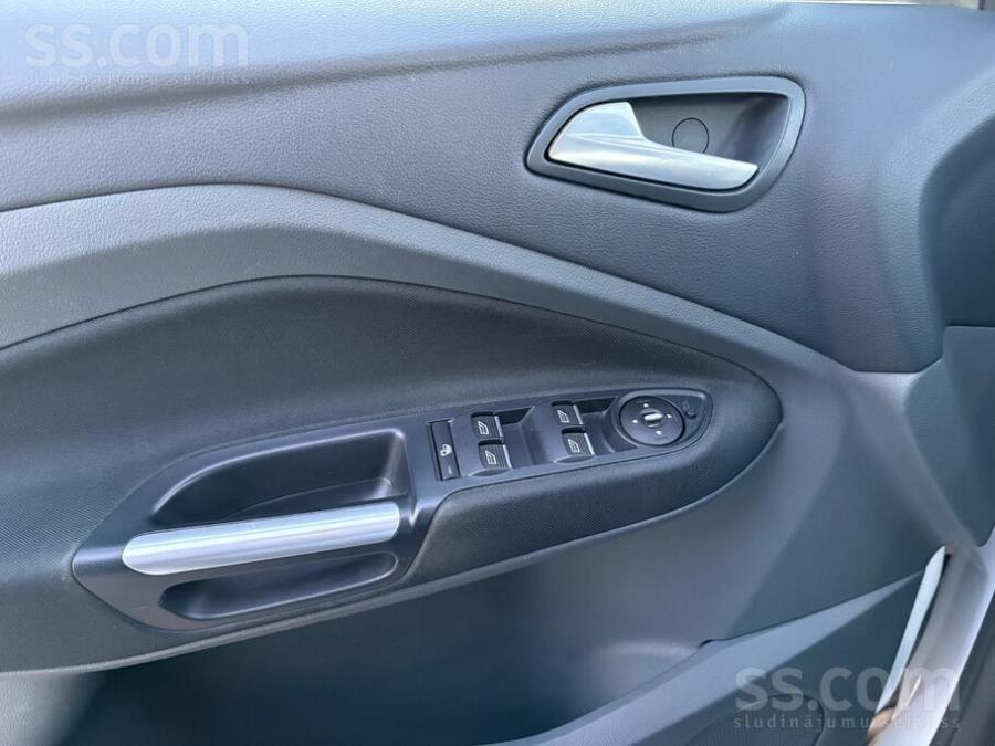 Balts Ford C-Max 2011 Daugavpils, ar dzinēja tilpumu 1.60 L un nobraukumu 327 tūkst. km par 3950 €, foto 15 vietnē AUTOMOTO.COM.LV