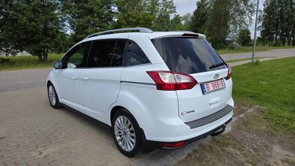 White Ford C-Max 2011 in Riga, with an engine capacity of 1.60 L and mileage of 216 thousand km for 5500 €, photo 7 on AUTOMOTO.COM.LV