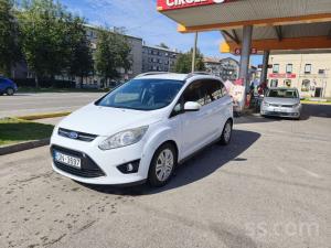 White Ford C-Max 2011 in Riga, with an engine capacity of 2.00 L and mileage of 0 thousand km for 2900 €, photo 4 on AUTOMOTO.COM.LV