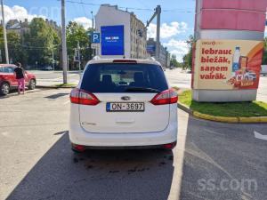 White Ford C-Max 2011 in Riga, with an engine capacity of 2.00 L and mileage of 0 thousand km for 2900 €, photo 7 on AUTOMOTO.COM.LV