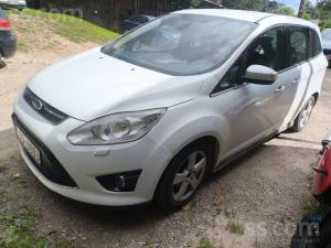White Ford C-Max 2012 in Tukums, with an engine capacity of 2.00 L and mileage of 277 thousand km for 4700 €, photo 6 on AUTOMOTO.COM.LV