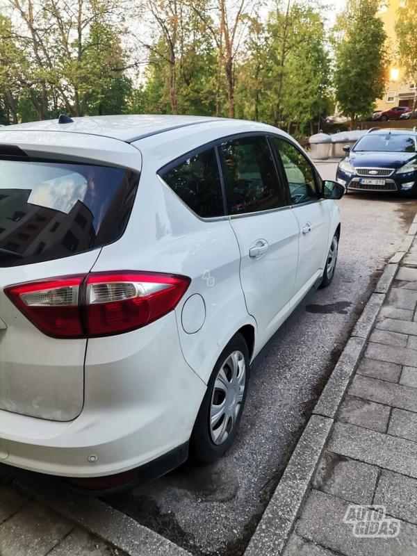 Balts Ford C-Max 2013 Alīta, ar dzinēja tilpumu 1.60 L un nobraukumu 318 tūkst. km par 2890 €, foto 3 vietnē AUTOMOTO.COM.LV
