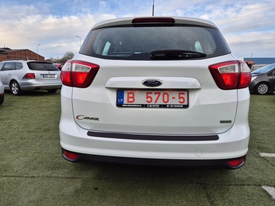 White Ford C-Max 2013 in Riga, with an engine capacity of 1.00 L and mileage of 162 thousand km for 4700 €, photo 23 on AUTOMOTO.COM.LV