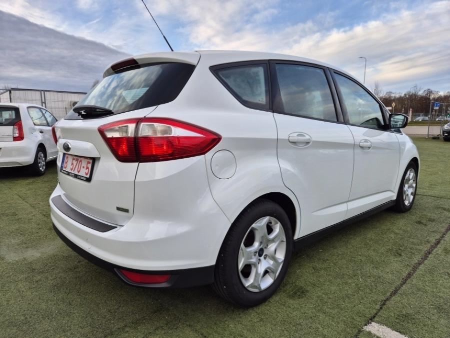 White Ford C-Max 2013 in Riga, with an engine capacity of 1.00 L and mileage of 162 thousand km for 4700 €, photo 25 on AUTOMOTO.COM.LV