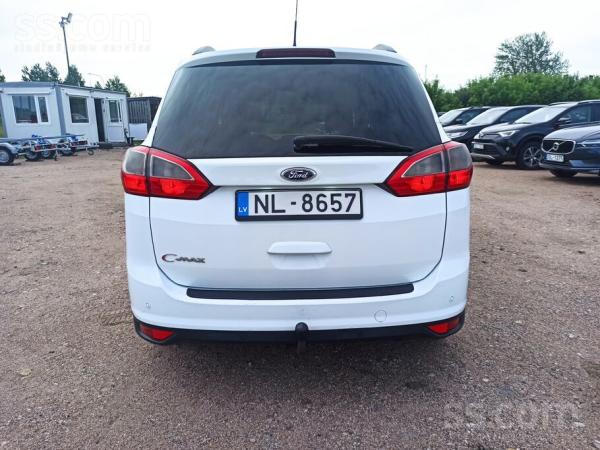 White Ford C-Max 2013 in Daugavpils, with an engine capacity of 2.00 L and mileage of 0 thousand km for 4200 €, photo 6 on AUTOMOTO.COM.LV