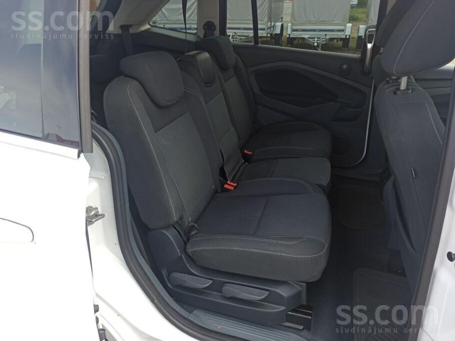 Balts Ford C-Max 2013 Daugavpils, ar dzinēja tilpumu 2.00 L un nobraukumu 0 tūkst. km par 4200 €, foto 15 vietnē AUTOMOTO.COM.LV