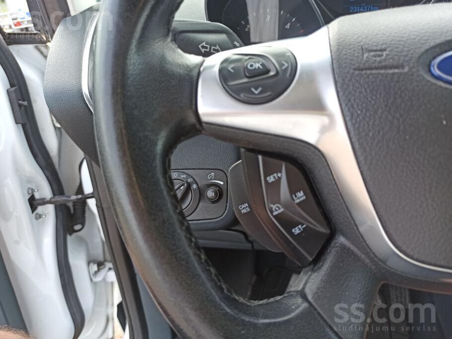 Balts Ford C-Max 2013 Daugavpils, ar dzinēja tilpumu 2.00 L un nobraukumu 0 tūkst. km par 4200 €, foto 23 vietnē AUTOMOTO.COM.LV