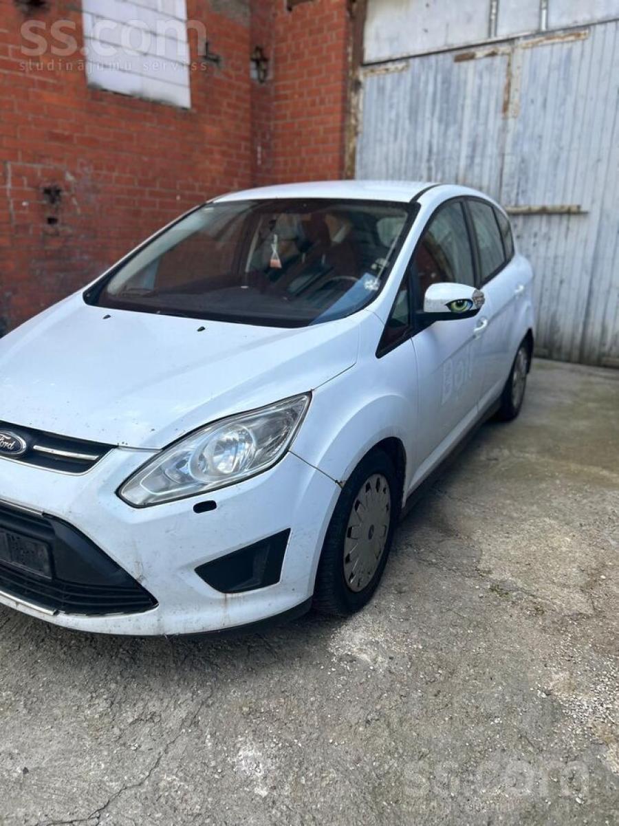 Balts Ford C-Max 2013 Rīga, ar dzinēja tilpumu 1.60 L un nobraukumu 526 tūkst. km par 1290 €, foto 1 vietnē AUTOMOTO.COM.LV