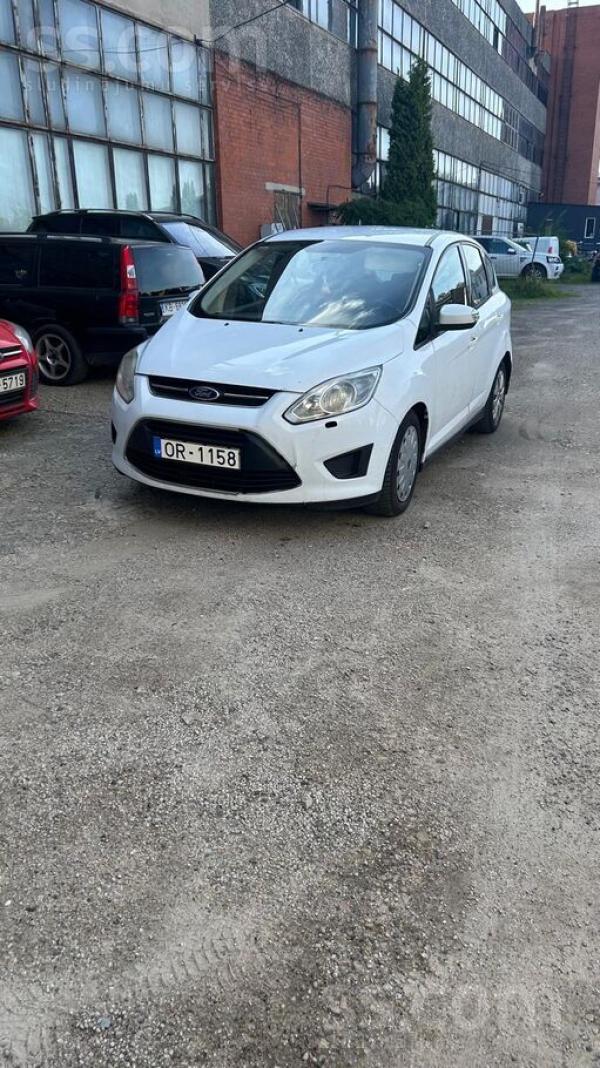 White Ford C-Max 2013 in Riga, with an engine capacity of 1.60 L and mileage of 526 thousand km for 1490 €, photo 3 on AUTOMOTO.COM.LV