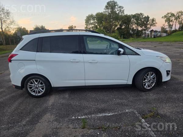 Balts Ford C-Max 2013 Daugavpils, ar dzinēja tilpumu 2.00 L un nobraukumu 240 tūkst. km par 3500 €, foto 4 vietnē AUTOMOTO.COM.LV