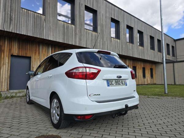 Balts Ford C-Max 2014 Tauragė, ar dzinēja tilpumu 1.00 L un nobraukumu 146 tūkst. km par 4200 €, foto 8 vietnē AUTOMOTO.COM.LV