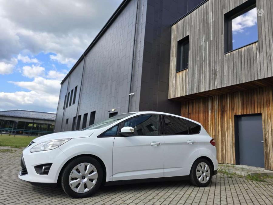 Balts Ford C-Max 2014 Tauragė, ar dzinēja tilpumu 1.00 L un nobraukumu 146 tūkst. km par 4200 €, foto 12 vietnē AUTOMOTO.COM.LV