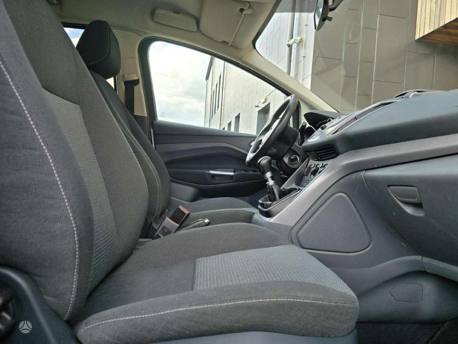 Balts Ford C-Max 2014 Tauragė, ar dzinēja tilpumu 1.00 L un nobraukumu 146 tūkst. km par 4200 €, foto 20 vietnē AUTOMOTO.COM.LV
