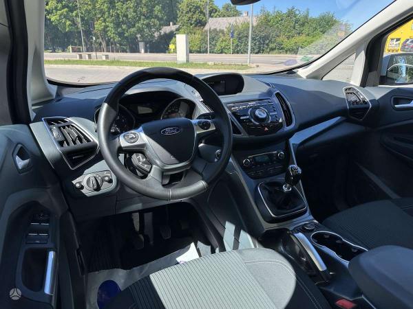 White Ford C-Max 2014 in Taurage, with an engine capacity of 1.00 L and mileage of 123 thousand km for 4300 €, photo 7 on AUTOMOTO.COM.LV