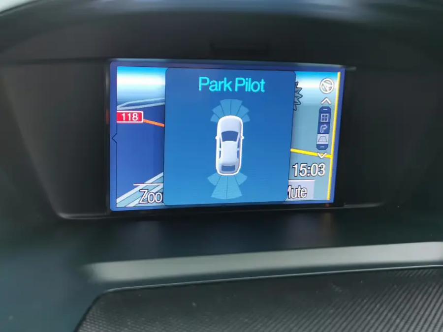 Balts Ford C-Max 2014 Kuldīga, ar dzinēja tilpumu 1.60 L un nobraukumu 255 tūkst. km par 5145 €, foto 18 vietnē AUTOMOTO.COM.LV
