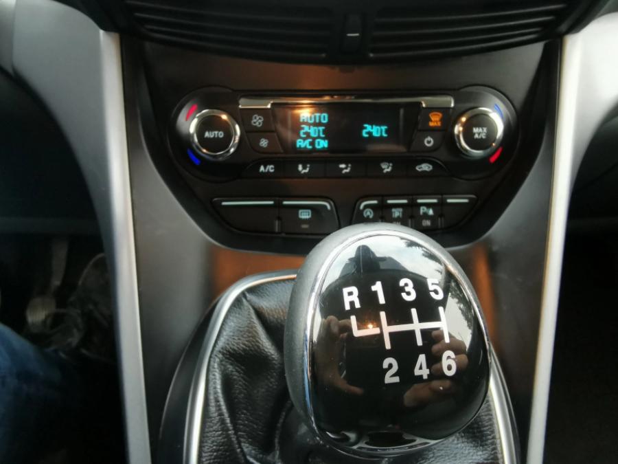 Balts Ford C-Max 2014 Rīga, ar dzinēja tilpumu 1.60 L un nobraukumu 255 tūkst. km par 5145 €, foto 12 vietnē AUTOMOTO.COM.LV