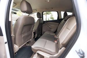 White Ford C-Max 2014 in Klaipeda, with an engine capacity of 2.00 L and mileage of 182 thousand km for 5700 €, photo 11 on AUTOMOTO.COM.LV