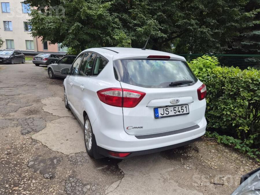 Balts Ford C-Max 2014 Rīga, ar dzinēja tilpumu 1.60 L un nobraukumu 104 tūkst. km par 6150 €, foto 3 vietnē AUTOMOTO.COM.LV