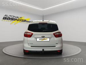 White Ford C-Max 2015 in Ogre, with an engine capacity of 1.20 L and mileage of 130 thousand km for 6350 €, photo 12 on AUTOMOTO.COM.LV
